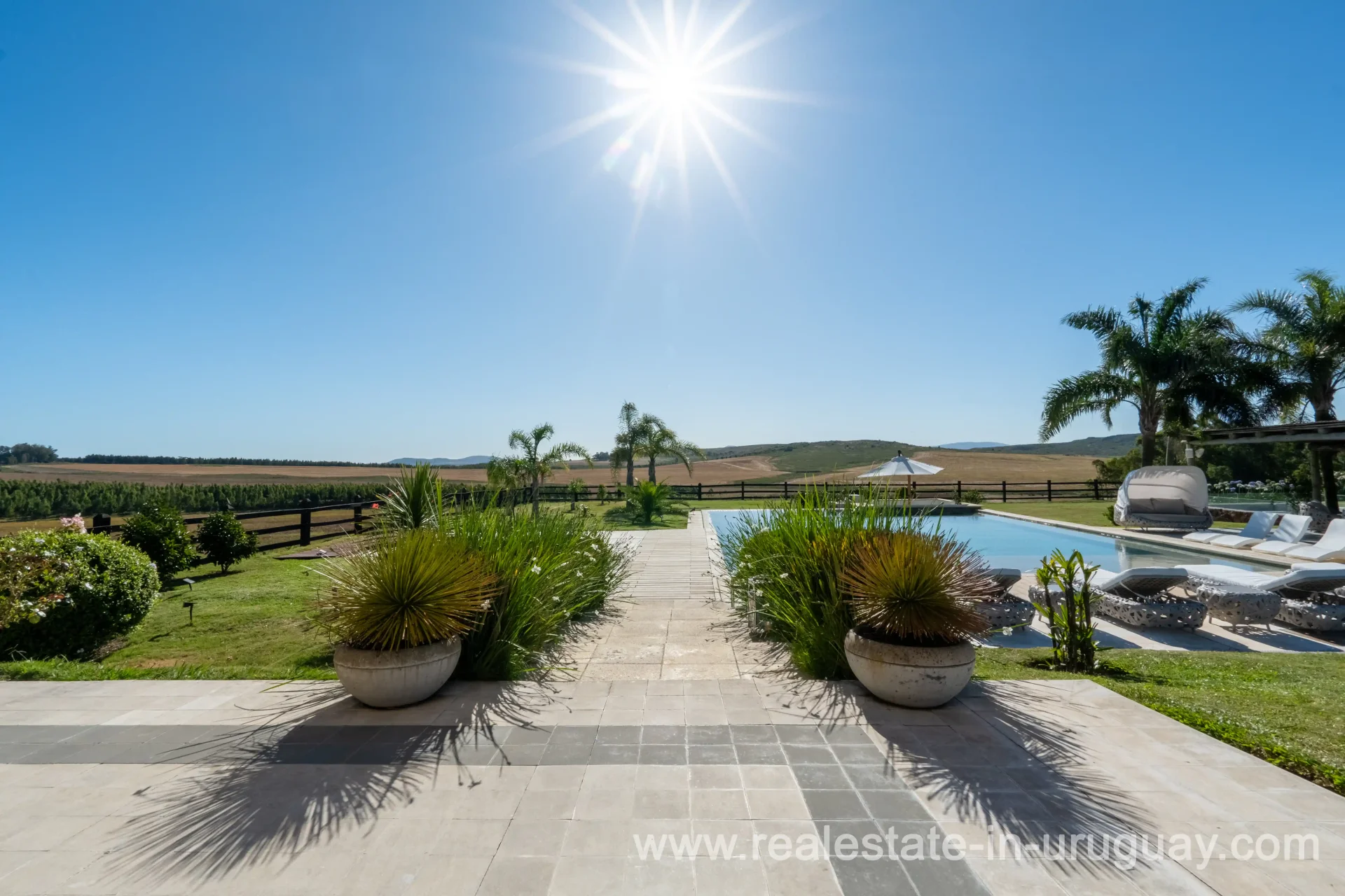 Außergewöhnliches 50 Hektar großes Anwesen in Laguna del Sauce - Real ...